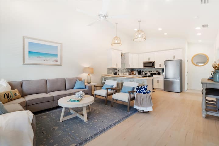 Luxury Retreat On Oleander - Unit F - Dauphin Island, AL