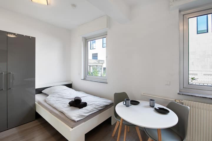 Schönes Zimmer In Bochum-city - Bochum