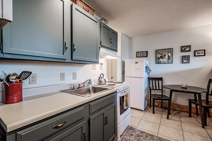 Cascades B-21 - Newry, ME