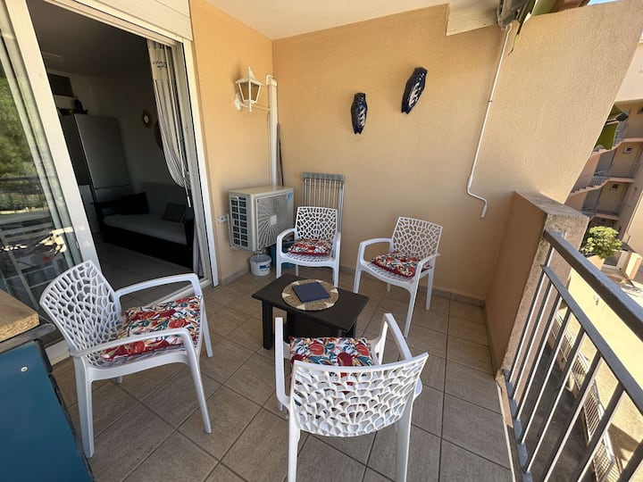 Appartement Port Camargue, 2 Pièces, 4 Pers. - Le Grau-du-Roi