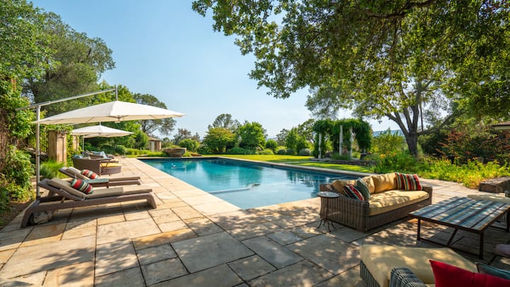 Luxury 6-bedroom Retreat In Sonoma - Sonoma, CA