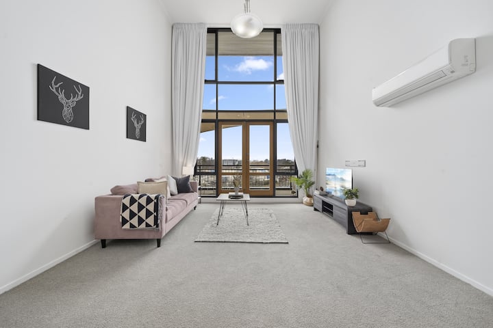 Loft-style Cbd 1-bed With Rooftop Terrace & Bbq - Belconnen