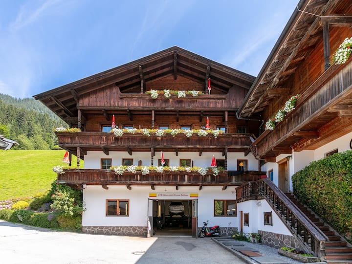 Cosy Familial Proche Du Télésiège - Alpbach
