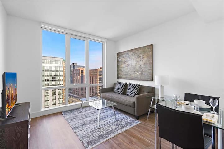 Studio Near Hospitals | Desk + Wi-fi | Downtown - White Plains, NY