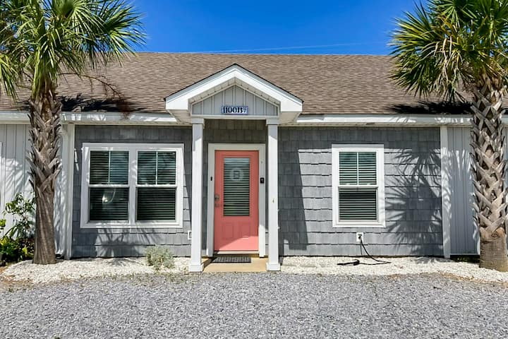 Townhouse | Private| Close To Beach - Mexico Beach, FL