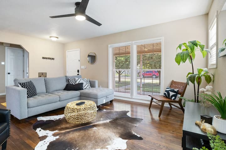 The Cactus Rose - 2br 1ba - Walk To Texas Tech - 拉巴克