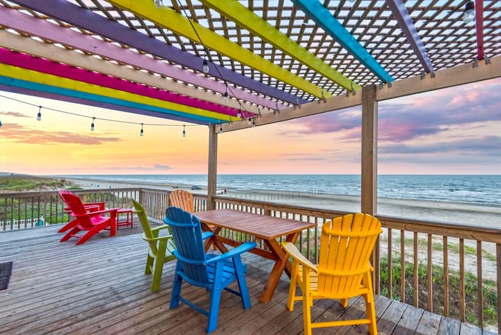 Beachfront | Hot Tub | Pet Friendly | Large Deck - Jamaica Beach, TX
