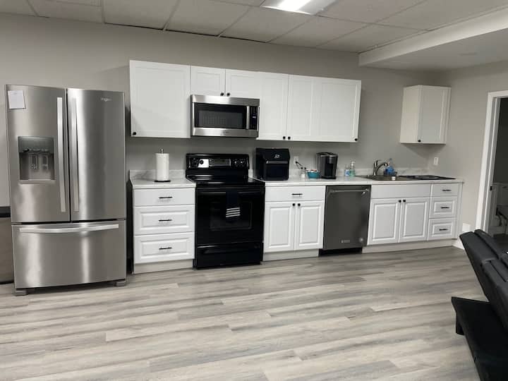 Private Apartment In Southbury 102 - Newtown, CT