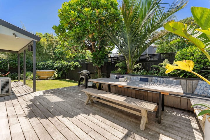Villa On Valley Rd - Central Mount Location - Mount Maunganui