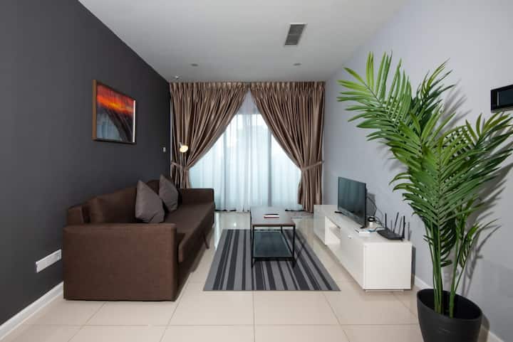 High Floor Suasana Suites 5 In Jb City With Wifi - Sembawang