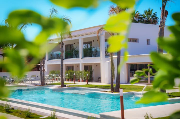 Suite Pool View - Palm Beach Resort - Tortolì