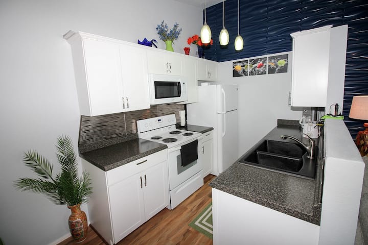 Near Hospital Allergy Friendly Cobalt Condo - Grand Junction, CO