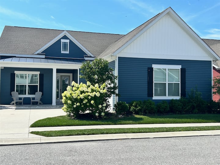 New Listing At Ocean View Beach Club! 4 Br, 3.5 Ba - Bethany Beach, DE