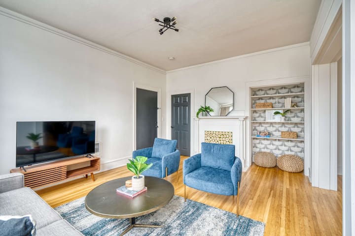 Buckman Gem | Near Music, Food, Coffee & More - Portland, OR