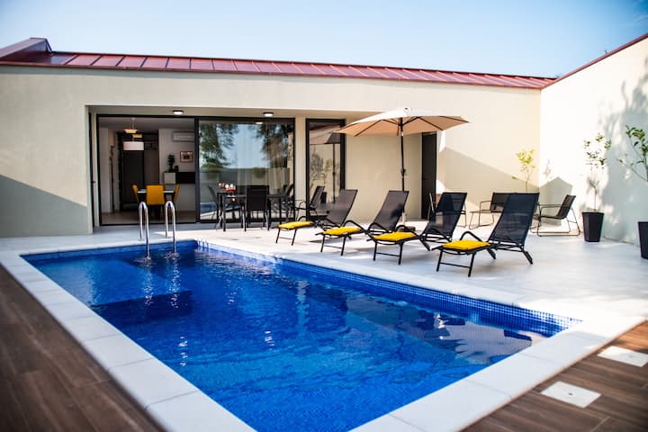 Villa Mara By Istrialux - Kanfanar