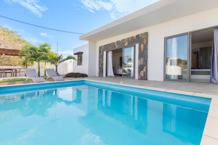 Villa Senja: Absolute Relaxation In Grand-baie - Mauritius