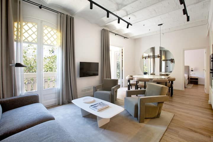 Sweett | The Diagonal Suites Iii - Barcelona