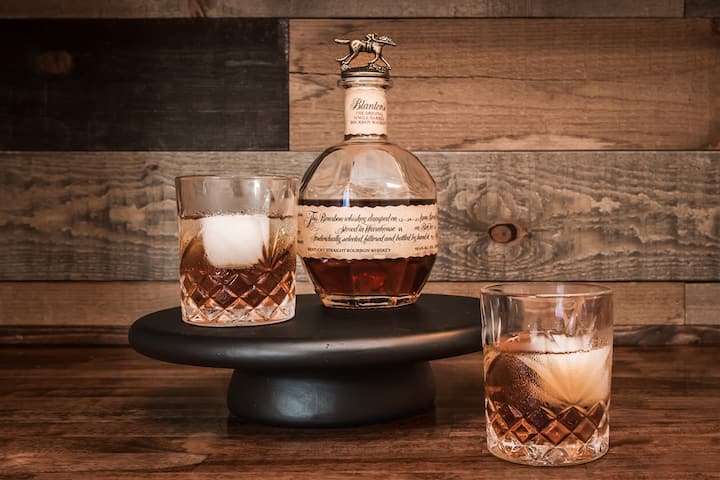 Lounge & Cozy Living | Free Parking - Hastings, MN