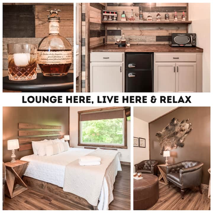 Kitchen & Cozy Living | Free Parking - Hastings, MN