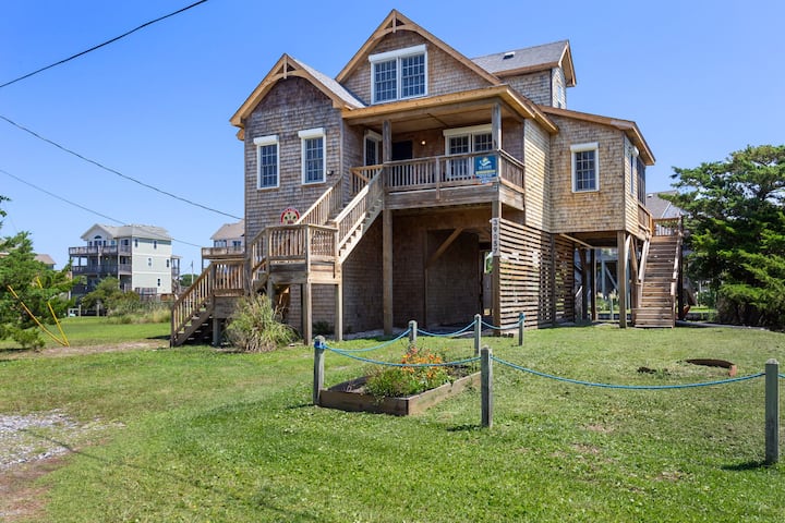 3 Br, Dogs, Canal Front, Sunrises/sunsets! - Avon, NC