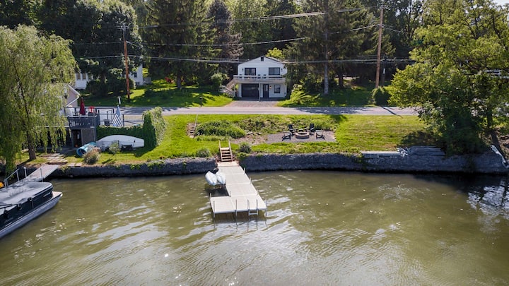 Chirping Pines: Renovated Lake Home On Cayuga Lake - Seneca Falls, NY