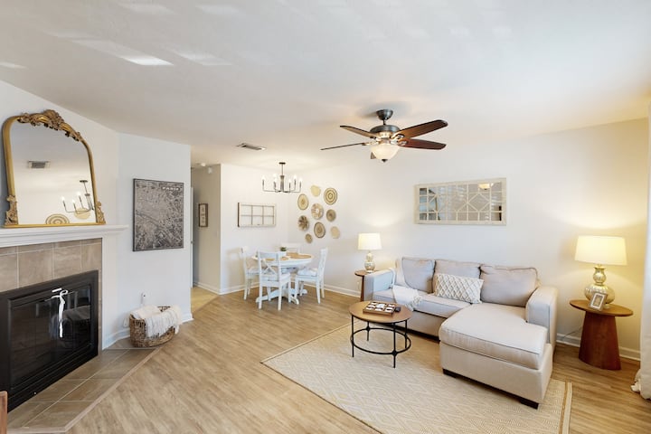 Townhouse | Private Patio | Close To Everything - Tallahassee, FL