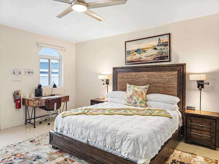 Hospitality Expert Bts 8: Pool, Beach & Bar - Jamaica