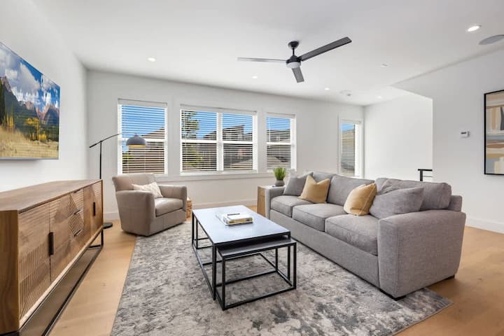 Vagabond - Arts District - Garage - 0.5 Mi Dt - Bentonville, AR