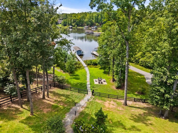 5br Lakefront Lake Anna, Dock, Views, Deck, Movies - Lake Anna, VA