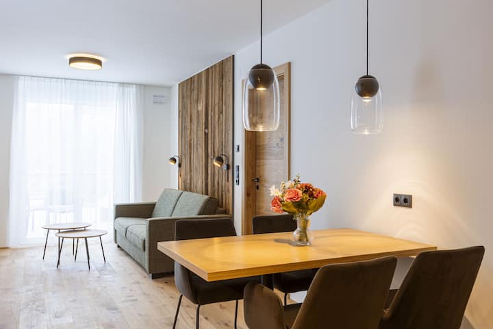 Apartment # 3 With 1 Bedroom And Balcony - Ladis