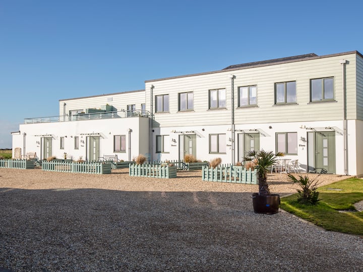 4 Ocean Reach - Hope Cove