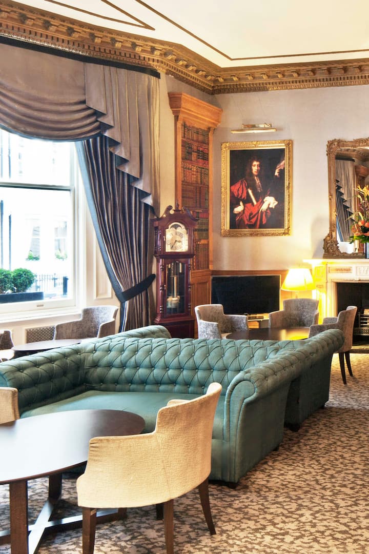 Stay In The Former Home Of The Earl Of Strathmore - 切爾西