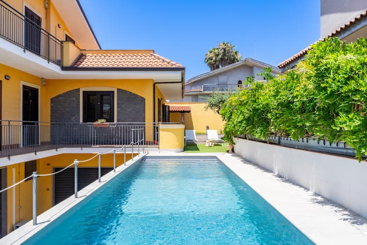 Villa Cesare - Garden And Pool - Zafferana Etnea