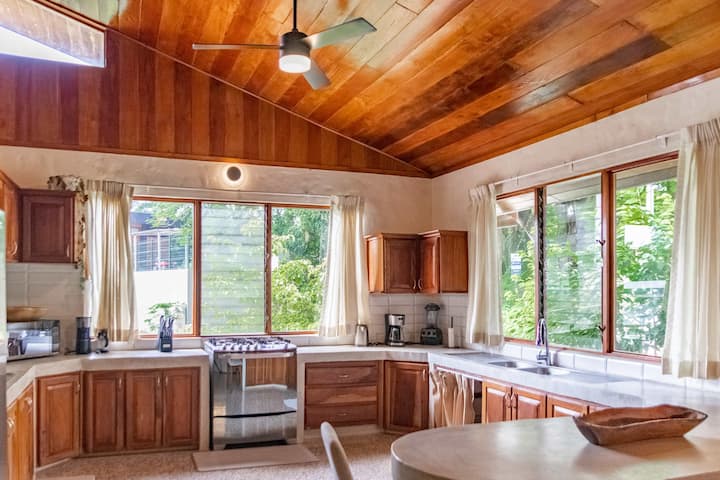 Cozy Casa Pochote - 5 Min Drive To Playa Pelada! - Nosara