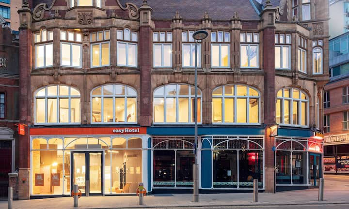 Well-placed Near The Bullring Shopping Centre - Birmingham