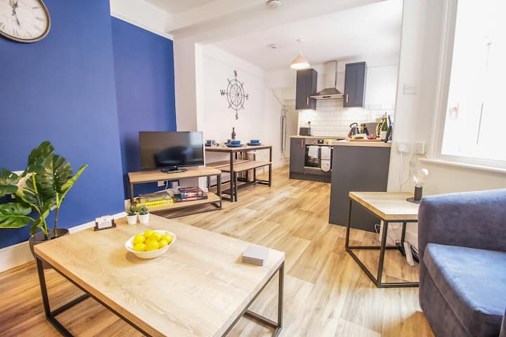 K Suites - Cozy Coastal 1 Bed With Parking - Lowestoft