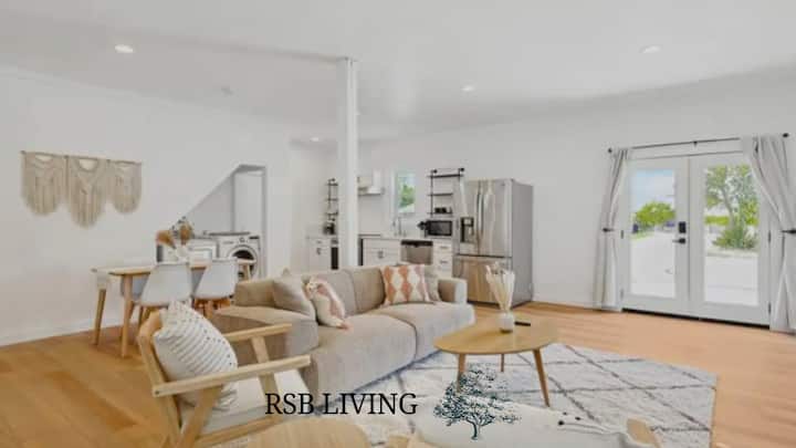 Peaceful 2br 1b Guest House With Hot Tub - Denton, TX