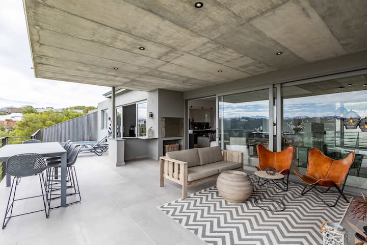 Villa Pacifico | 4br Hilltop Lux, Pool & View - Plettenberg Bay