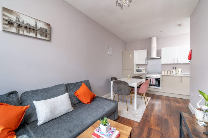 Centrl Watford 2 Bedrm Apt -Sleeps 6  Free Parking - Watford