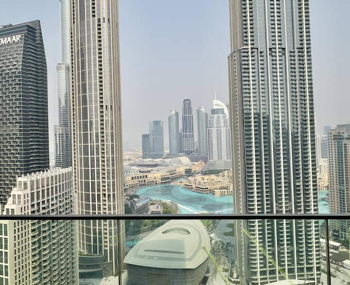 Luxury 4br | Fountain Show Burj View | Ps5 | Pool - Dubai