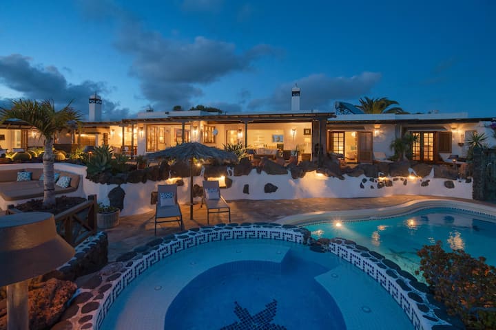 Lanzahost Luxury "Finca Paraíso" - Puerto del Carmen