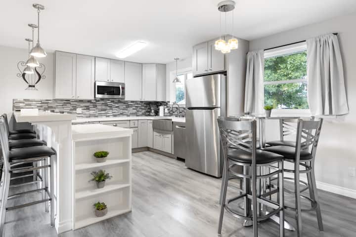 Central Kalispell Condo Near Glacier National Park - Kalispell, MT