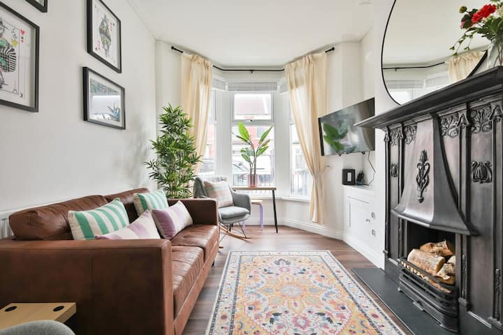 Stunning Cardiff Bay House - Cardiff