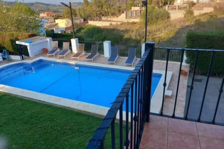 Villa With Private Pool - Monserrat