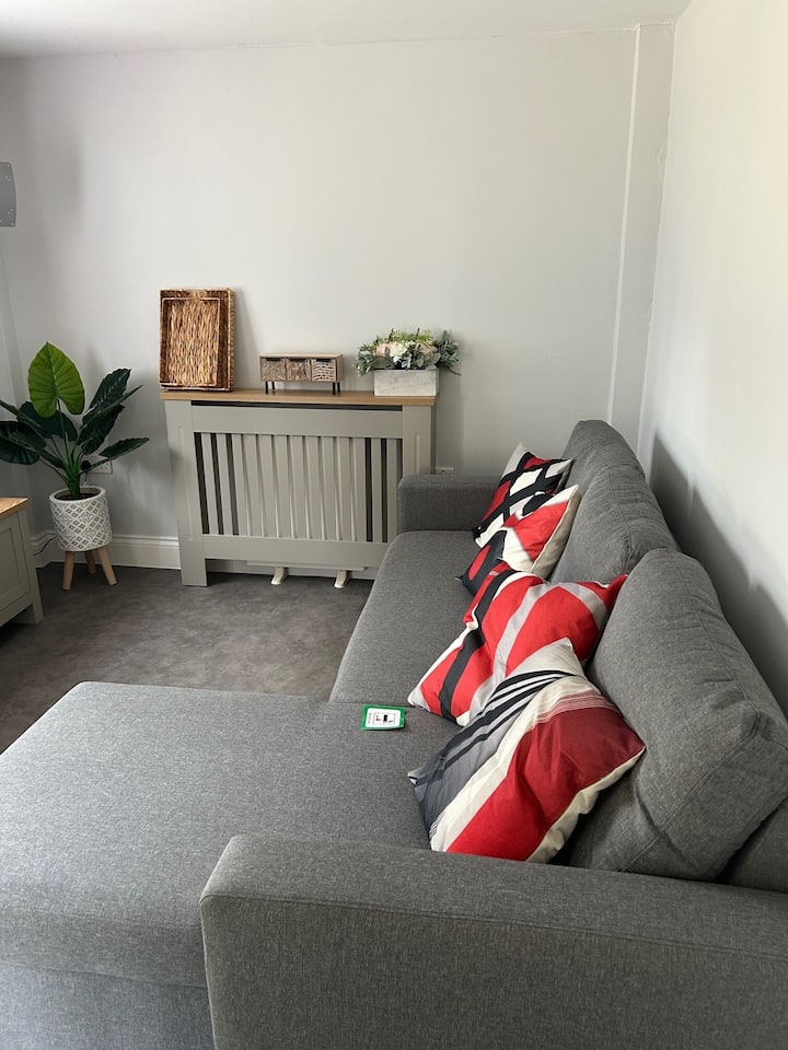 The Annex Studio - Garden View - Stanstead