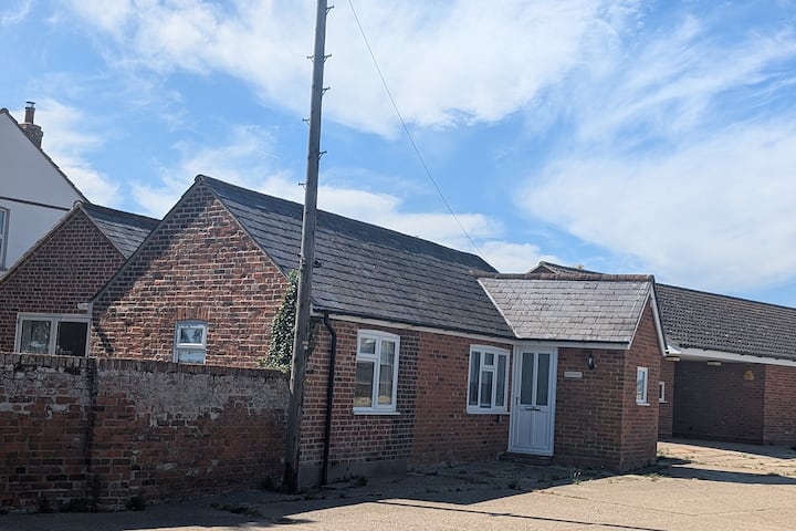 The Nest – 3-bed Holiday Cottage In Coastal Essex - Burnham-on-Crouch