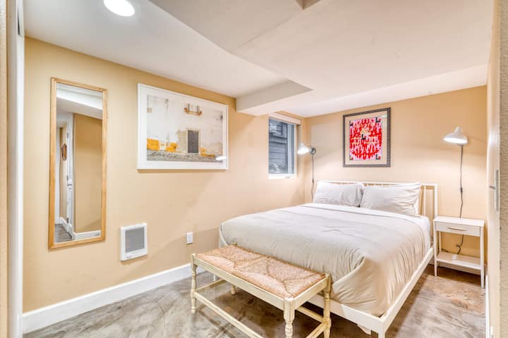 Private Underground Getaway - 92 Walkscore - West Portland Park - Portland