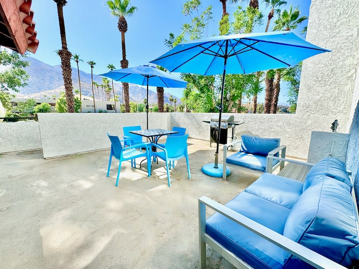 Walk Downtown, 2 Large Mountain View Patios - Palm Springs, CA