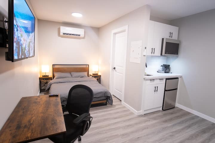 Motel Style Unit Nr. 11 - Chatham-Kent