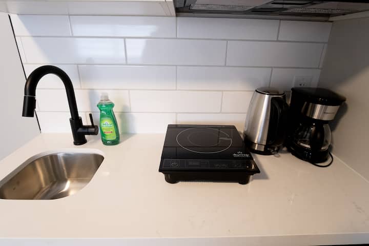 Motel Style Unit Nr. 13 - Chatham-Kent